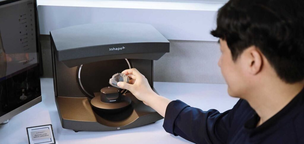 3shape E4 Lab Scanner - Universadent